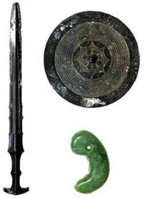 Magatama - The Most Traditional Japanese Power Stone | OrientalSouls.com